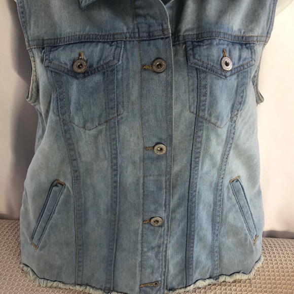 Bullhead | Jackets & Coats | Bullhead Denim Sleeveless Womens Top Size ...